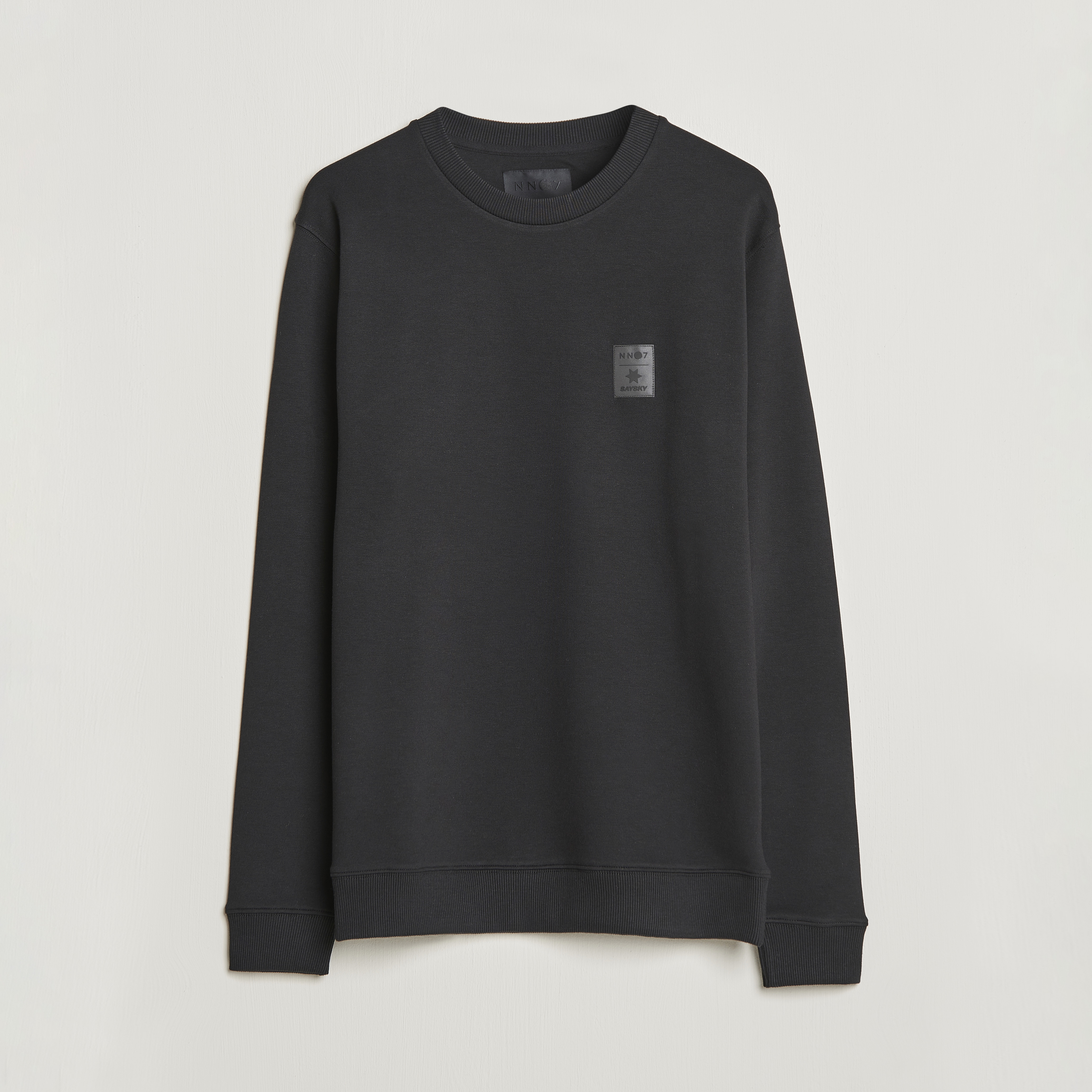 NN07 Barrow Long Sleeve Crew Black - CareOfCarl.dk