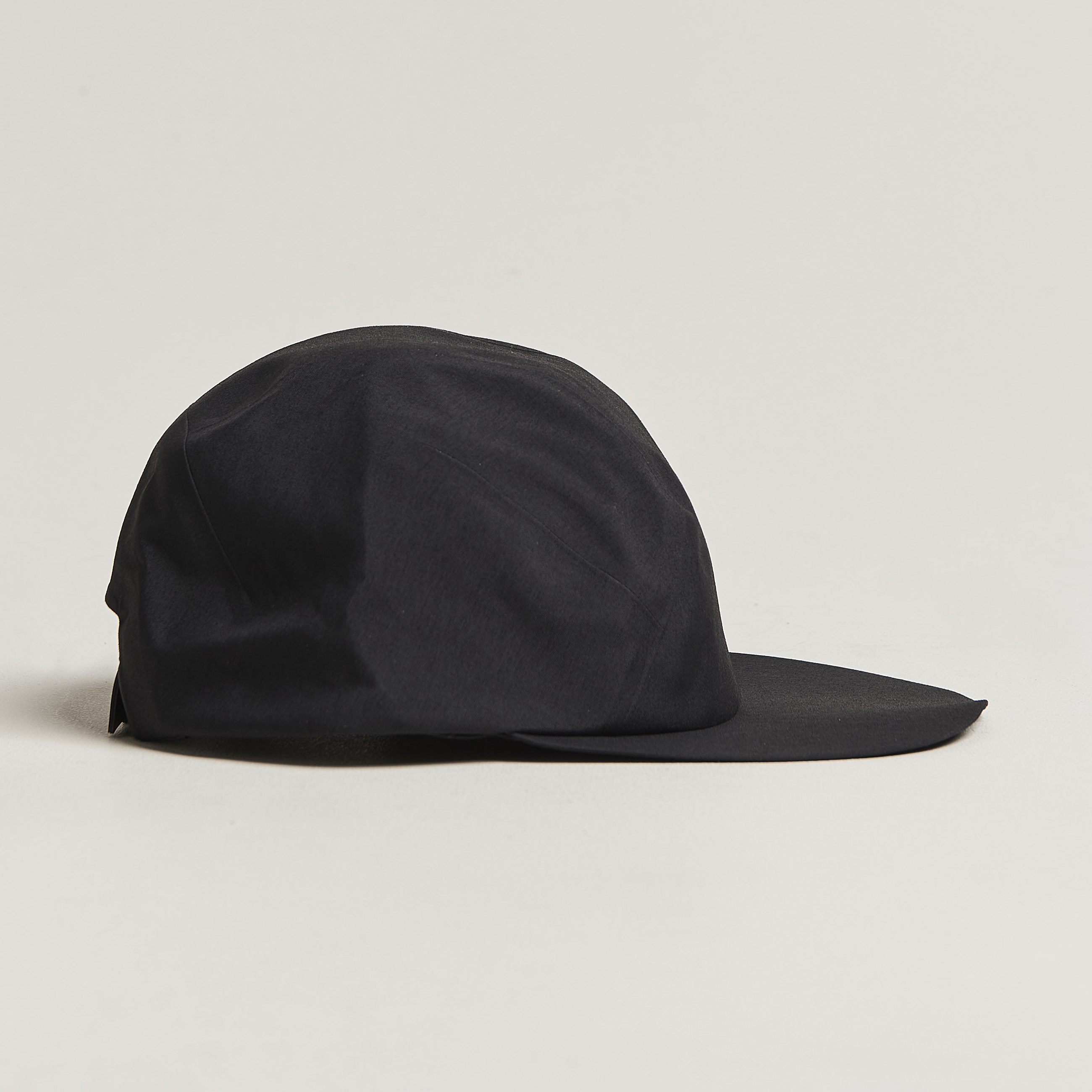 Arc'teryx Veilance Stealth Cap Black - CareOfCarl.dk
