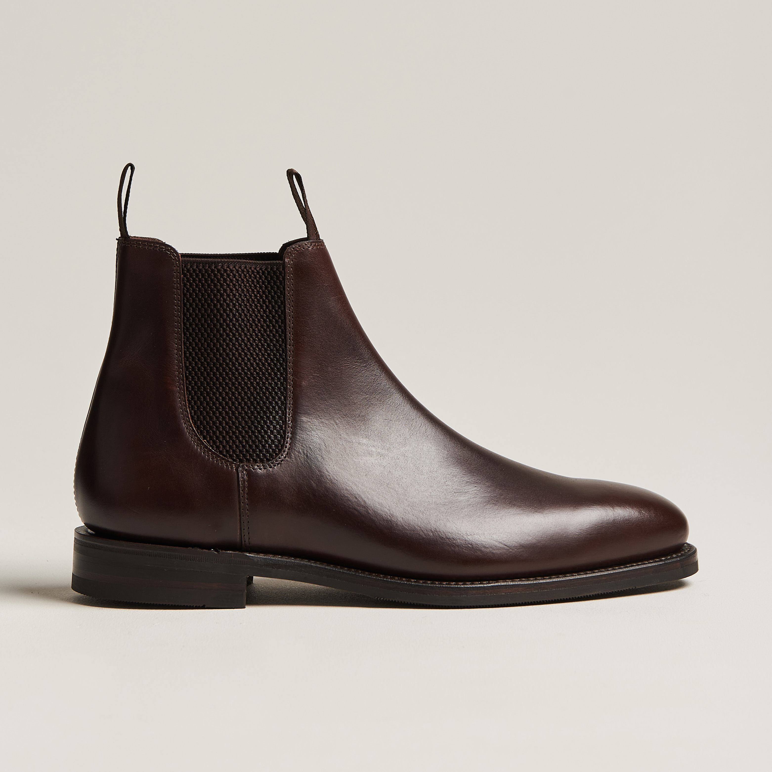 Loake 1880 Emsworth Chelsea Boot Dark Brown Leather - CareOfCarl.dk