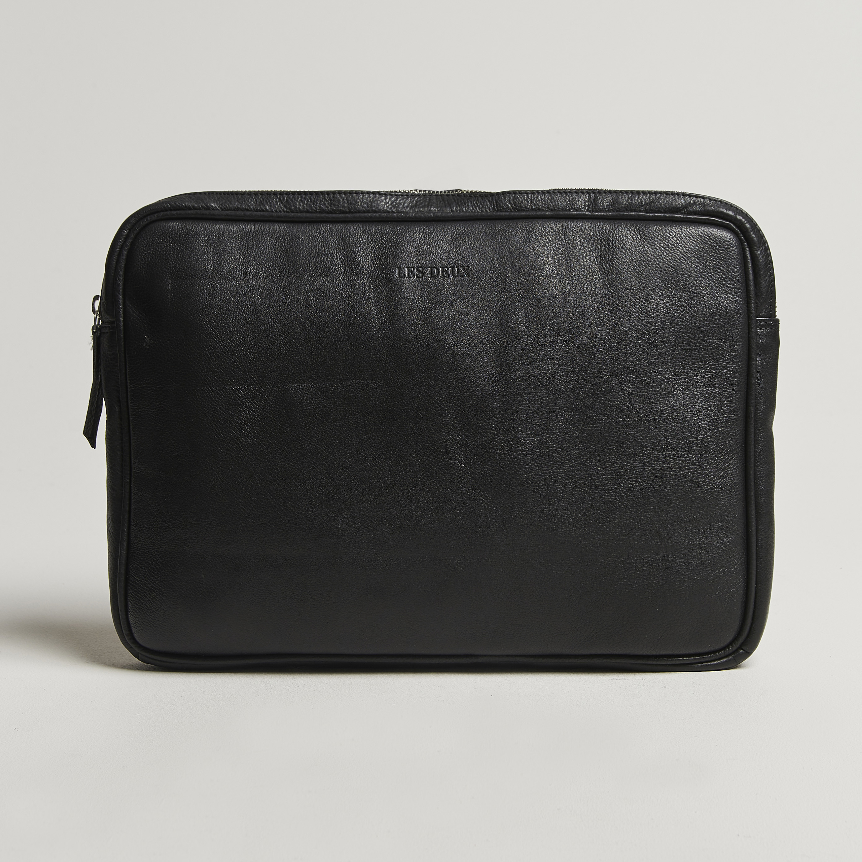 Les Deux Leather Laptop Sleeve Black - CareOfCarl.dk