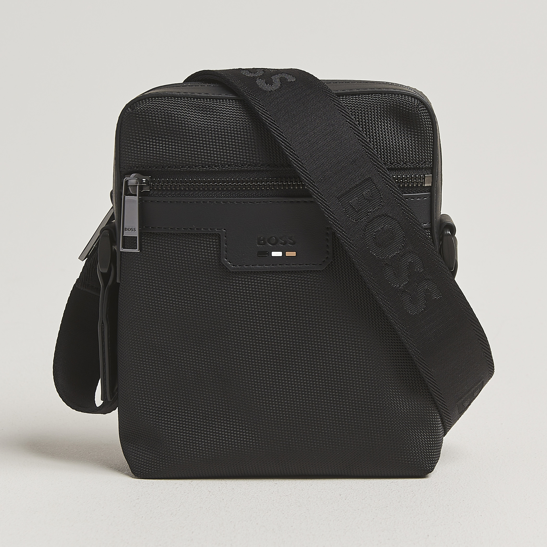 BOSS BLACK Ray Pouch Zip Bag Black - CareOfCarl.dk